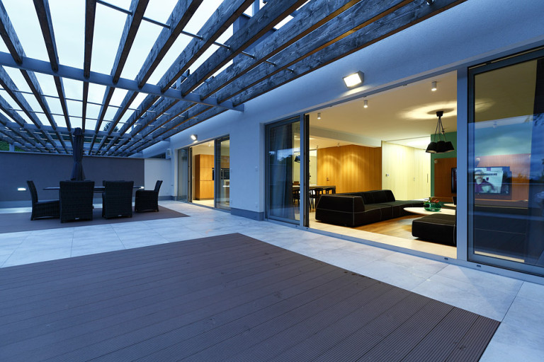 Moderne Wohnung mit riesiger Terrasse | Studio5555