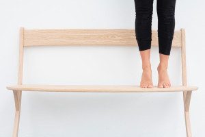 Leaning Bench ist Design und Kunst in einem Möbel | Studio5555